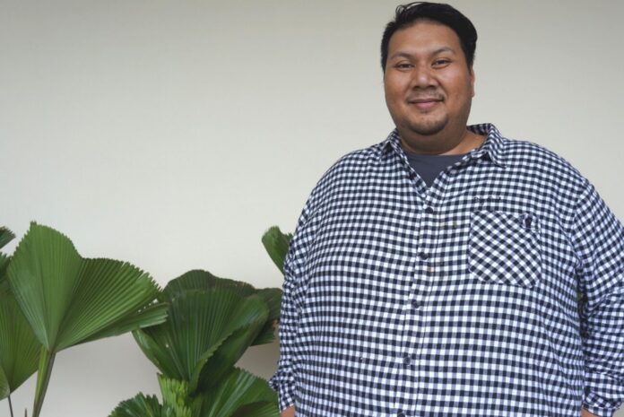 Rolling in Laughter: Must-Watch Indonesian Comedy TV Shows and Movies